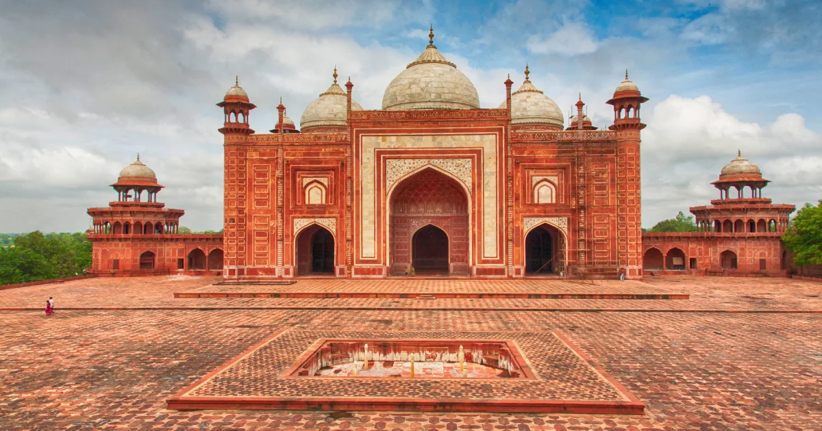 Top 10 Places for Corporate Team Outings near Delhi